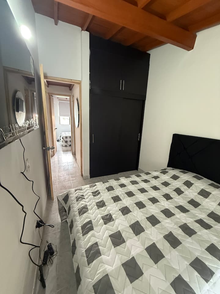 Apartamento En El Retiro 3 Er Piso A 4 Cuadras Par - La Ceja