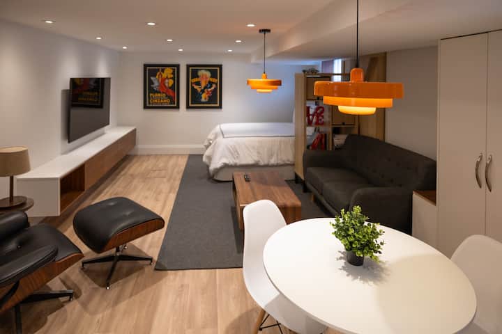 Nº577 – Private Modern Boutique Studio - Toronto