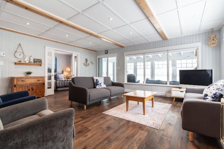 Chalet Au Bord Du Fleuve – Les Flots De La Berge - Trois-Pistoles