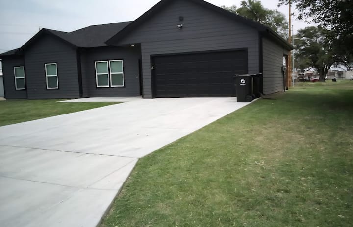 The Bungalow - Salina, KS