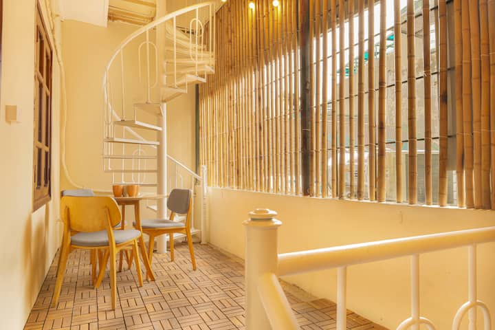 Private House/4beds/big Balcony - China