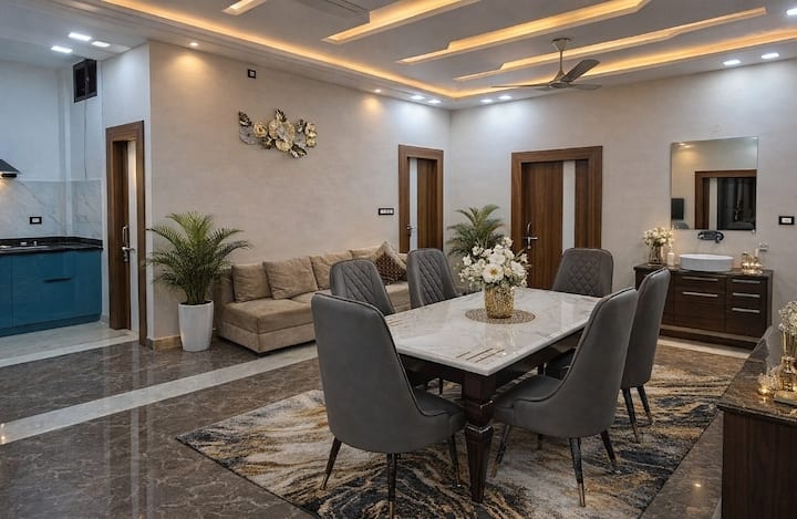 The Pearls Inn - Varanasi