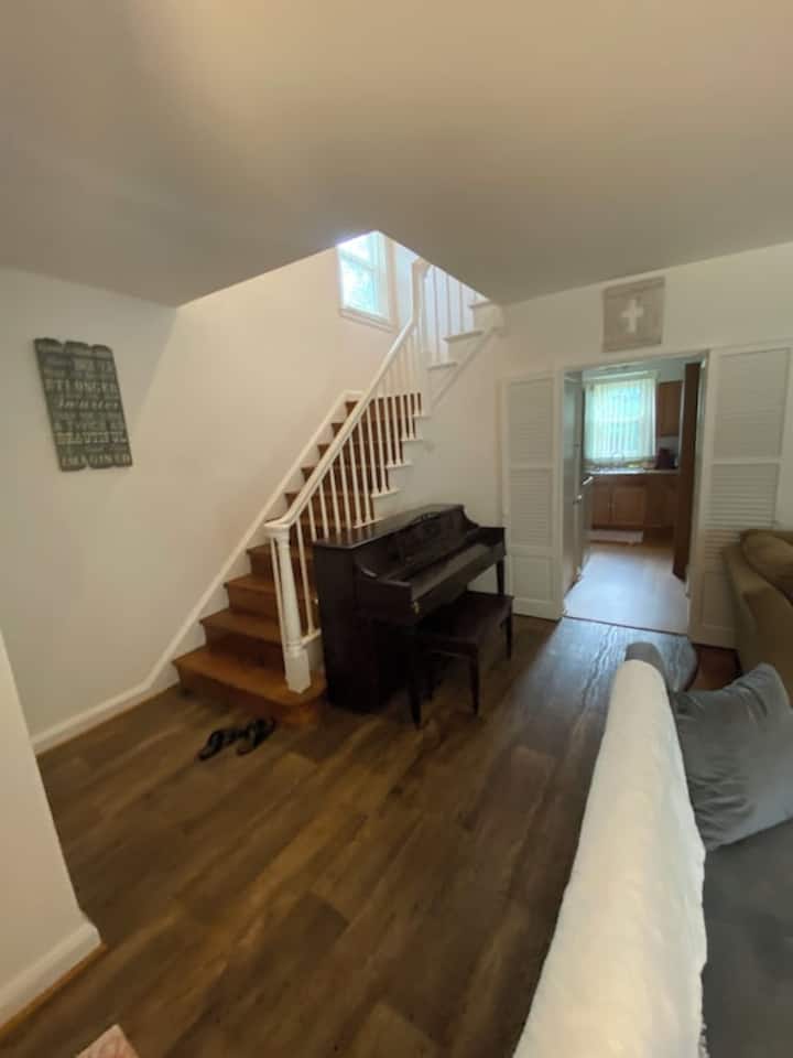 Quiet And Modern|near City 4bedroom 2.5 Bath - Owings Mills, MD