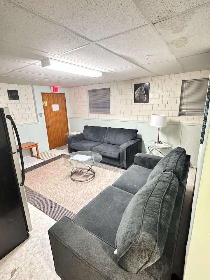 Separate Unit& Essentials Nearby - The Pas