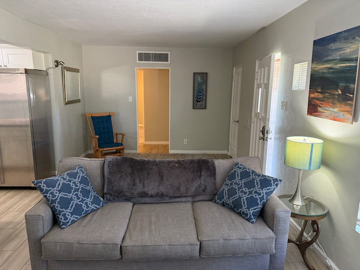 Beautifully Charming Redbrick Home - Phoenix, AZ