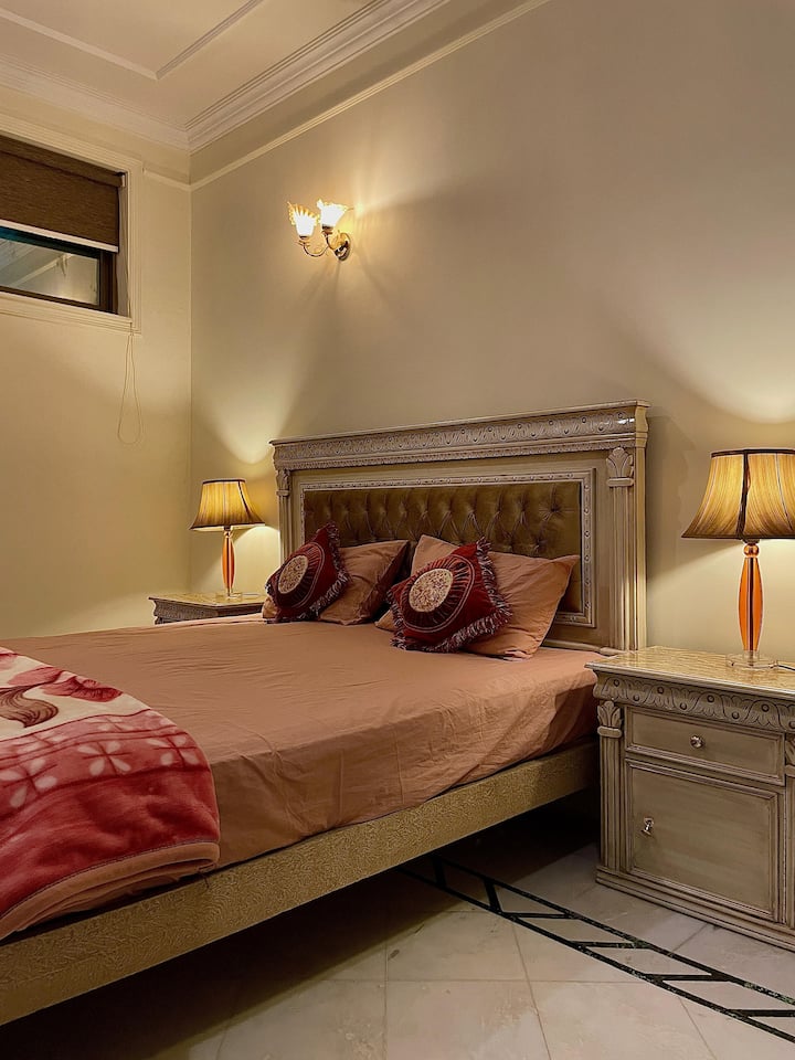 Aazaan's Paradise - Islamabad