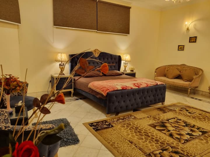 Aazaan's Paradise - Islamabad