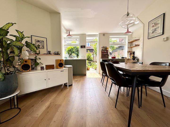 Cosy House With Garden - Amsterdam