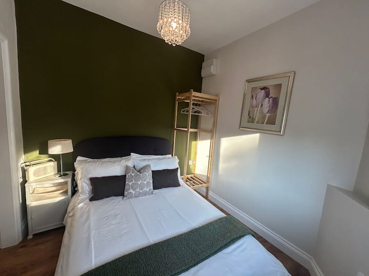 Cosy, Peaceful Hideaway - In The Heart Of The City - Chester