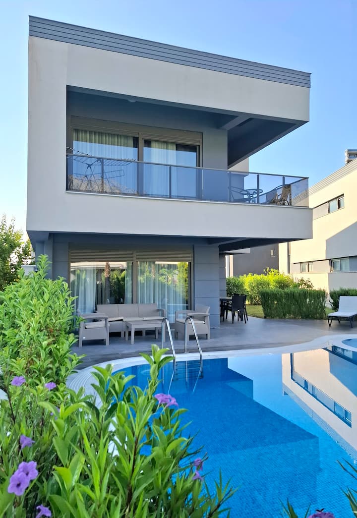 Beys Serenity Villas - G -
Huzur Içinde Tatil. - Türkiye
