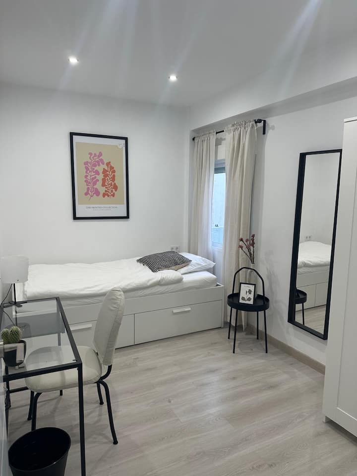 Zentrale Wohnung In Castellon - Castellón de la Plana