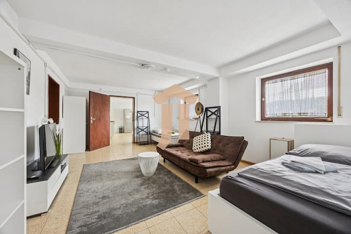 Terrace, Peace, Comfort - All On One Level - Backnang