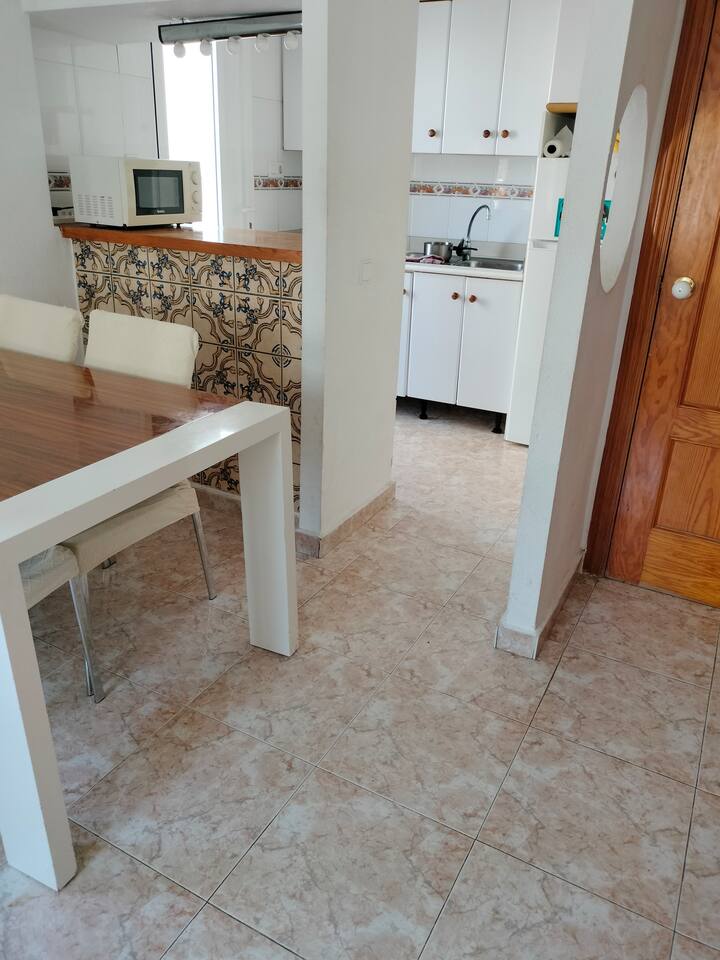 Acogedora Y Luminosa Vivienda - La Zenia