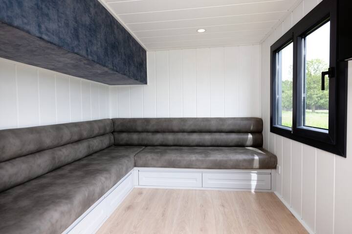 *New* Tiny House Rural Near London, River & Trains - London Stansted Airport (STN)
