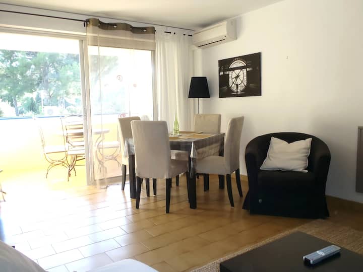 Studio Proche De La Plage - Bormes-les-Mimosas