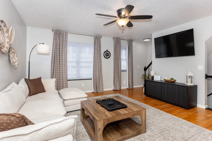 Downtown Cozy & Newly Renovated - Kanawha State Forest, Charleston