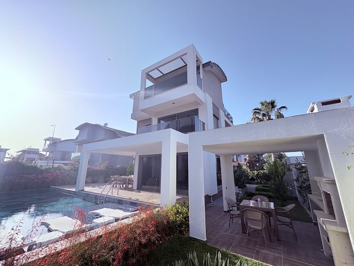 Ultralux, Prestige, Unique Place - Belek