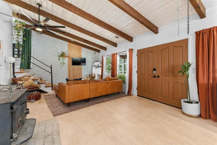 Modern Boho Pond Escape - Shasta Lake, CA