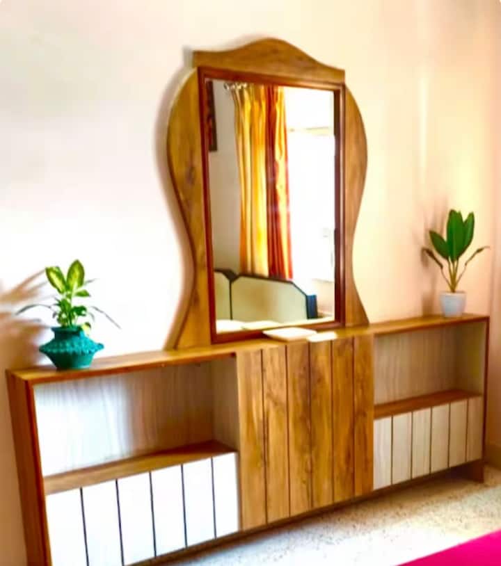 Maori: Room In Boutique Hotel - Belagavi