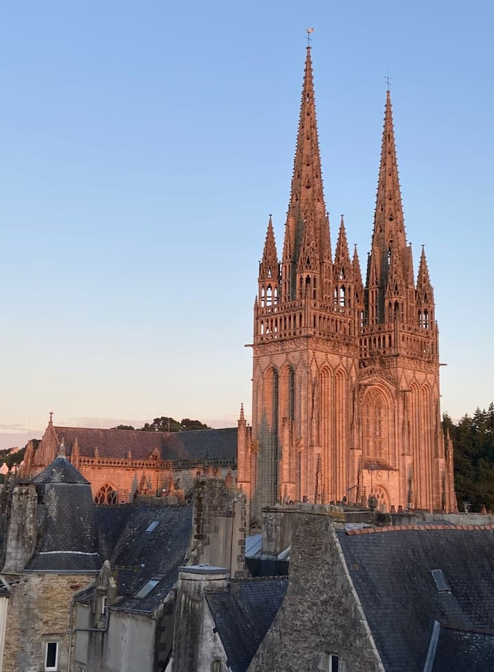 La Plus Belle Vue Cathédrale - 캥페르