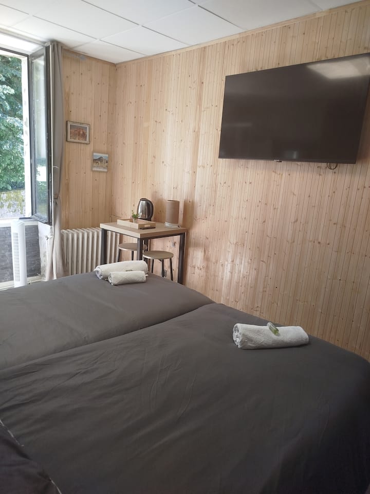 Chambre D'hôtes Chez Lina - Arnac-Pompadour