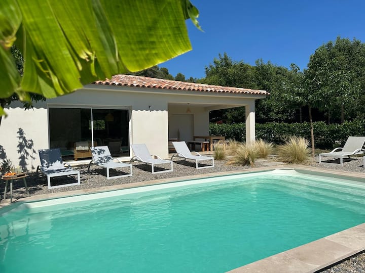 Villa Neuve 8p. Clim, Piscine, Terrain Clôt 1500m² - Tourtour