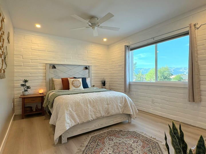 Spacious 2-story Home Near Everything!pool Access! - Tucson, AZ