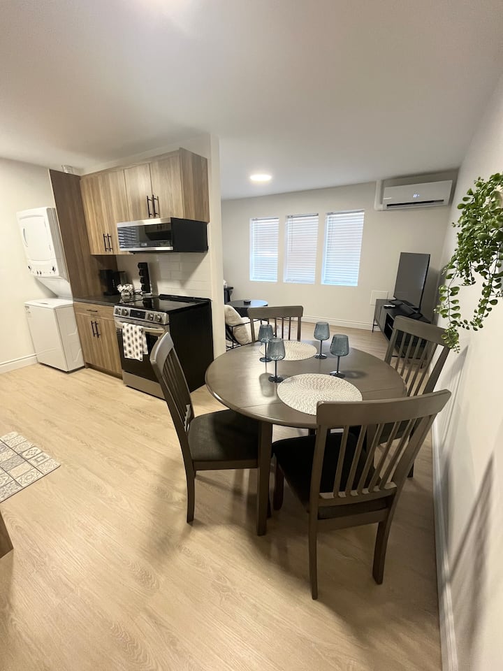 Ottawa Suites: Luxury Suite 1 - Windsor