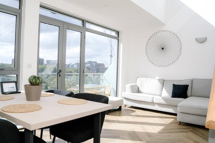 Penthouse In Liverpool 1 With Parking - Guernsey