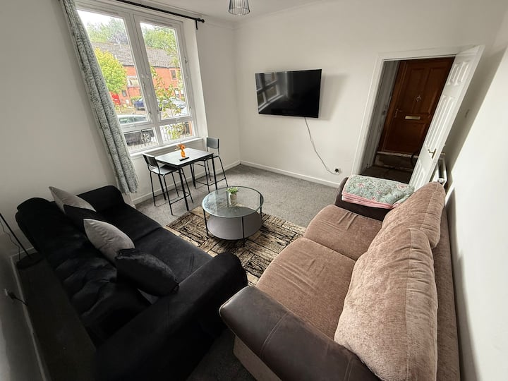 Cosy Apartment Near City Centre - Glasgow