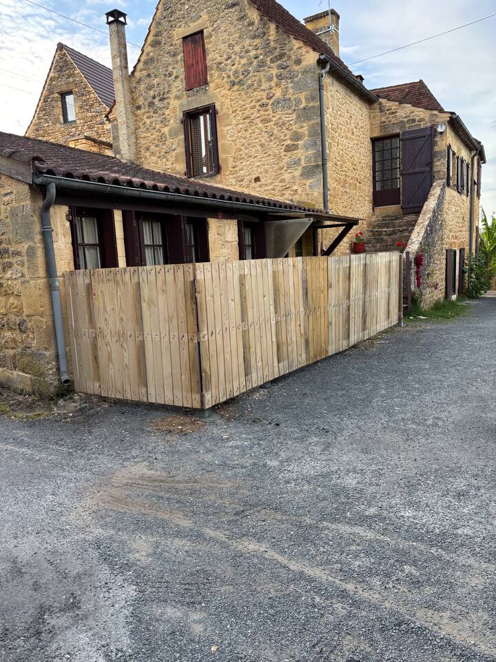 Corps De Ferme Rénové Au Cœur Du Périgord Nord - Dordogne