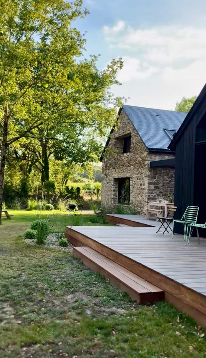 Maison Familiale De Charme En Bois Et Pierres - Pénestin