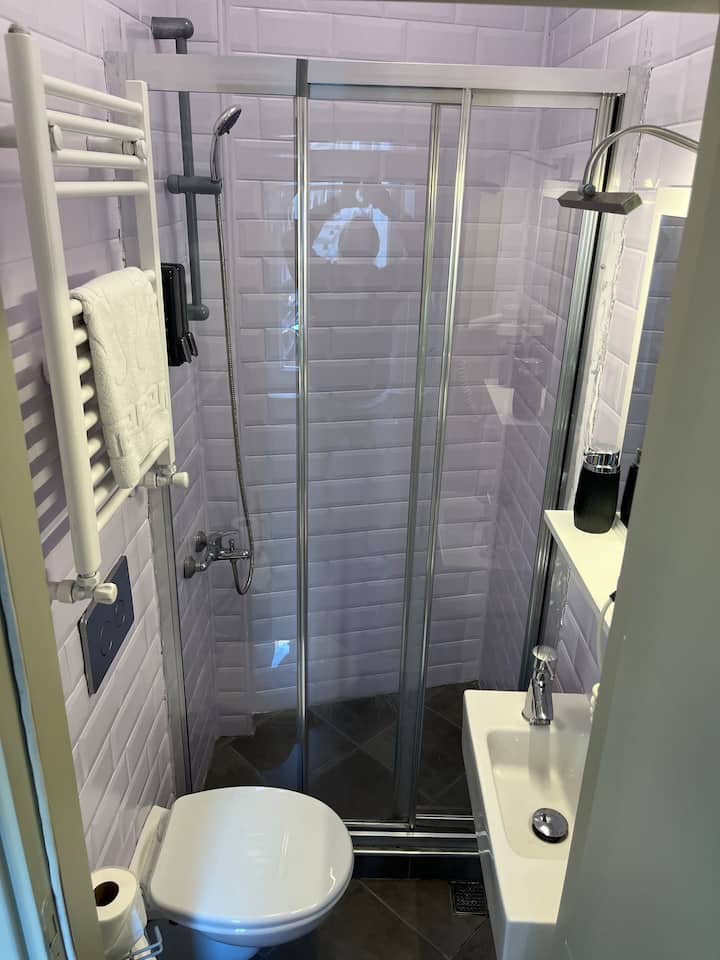 Arakat 4 Numaralı Daire - Istanbul