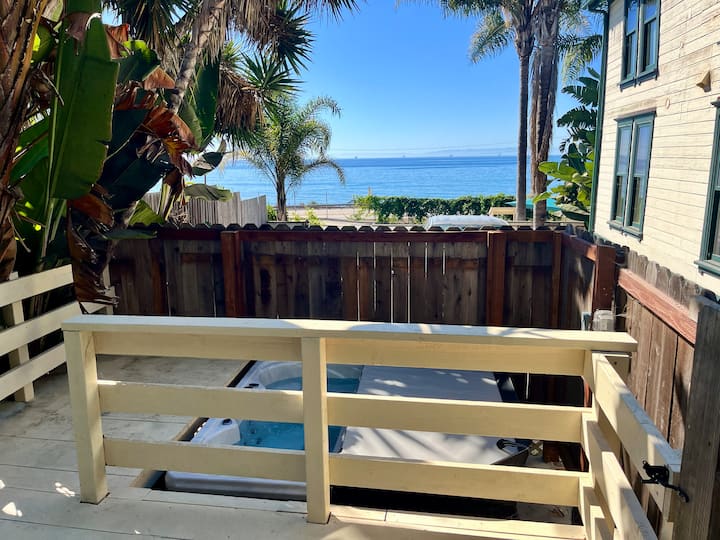 Honeycomb Hideout W/ Hot Tub - Summerland