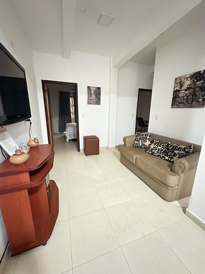Departamento Amoblado En Barrio Los Laureles 2 - Paraguay