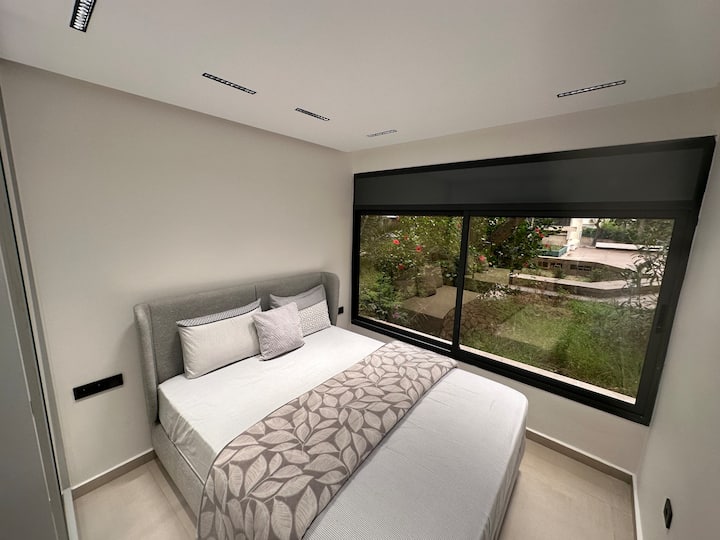 Quiet Room With En-suite Bathroom-explore The City - Rabat
