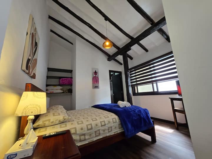 El Escondite El Renacimiento B&b - Cuenca