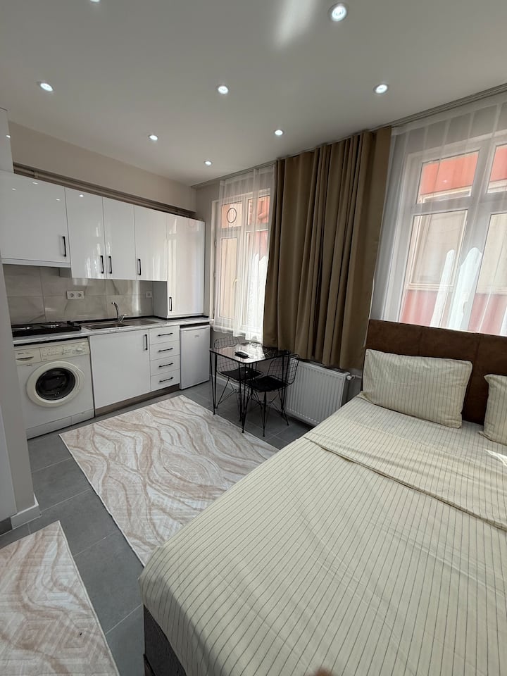 2-taksim’e 5 Dakika Mesafede 1 + 0 - Beyoğlu