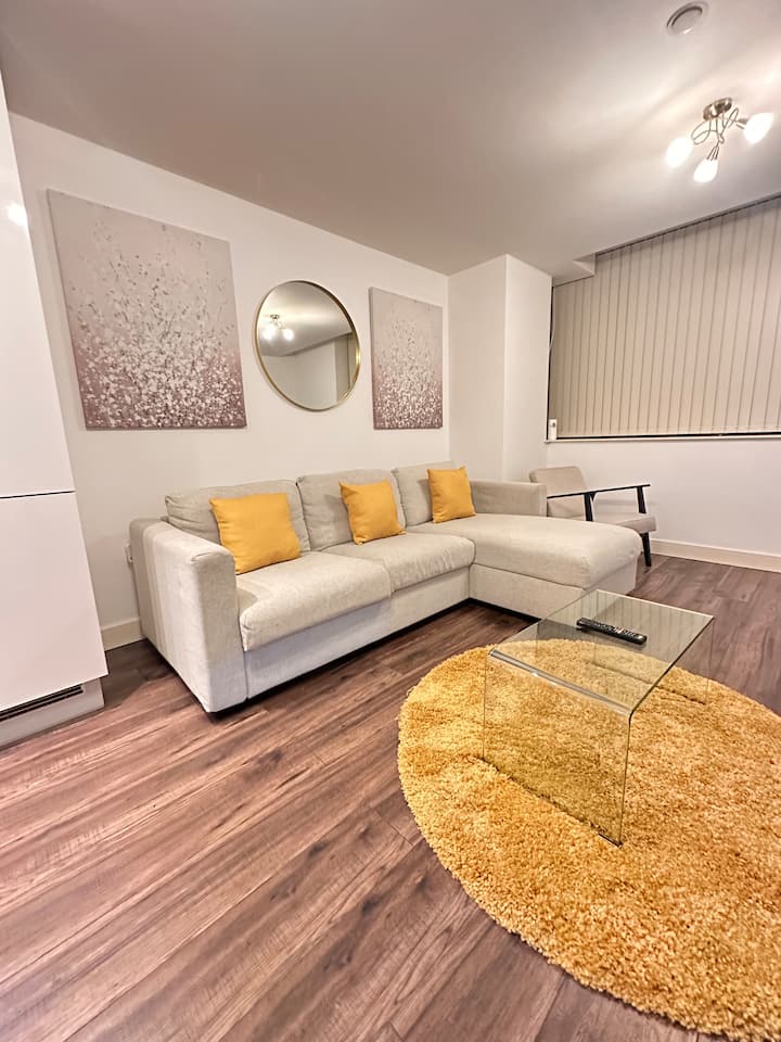 1bd Ap | Broad St | Free Parking| City Centre - Birmingham