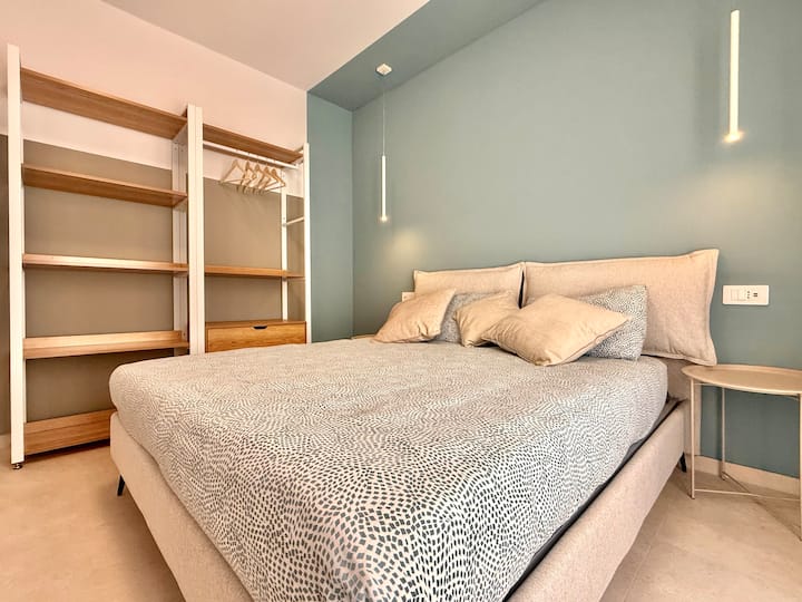 Alfieri1-netflix-parking-supermarket - Bérgamo