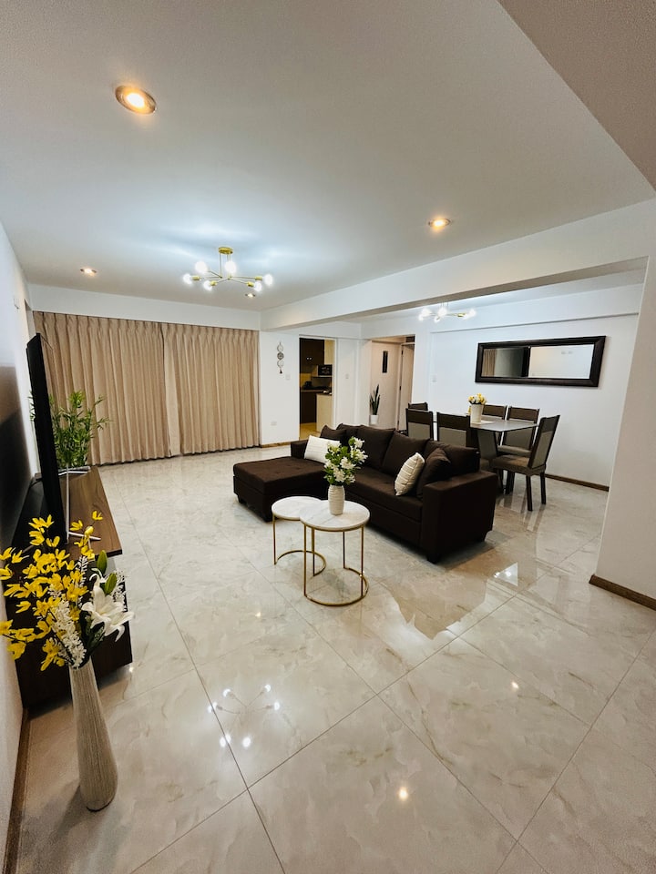 Cálido Apartamento En Cayma - Arequipa