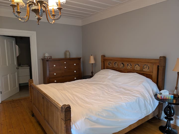 #11 Suite King - Auberge Du Vieux Montmagny - Montmagny
