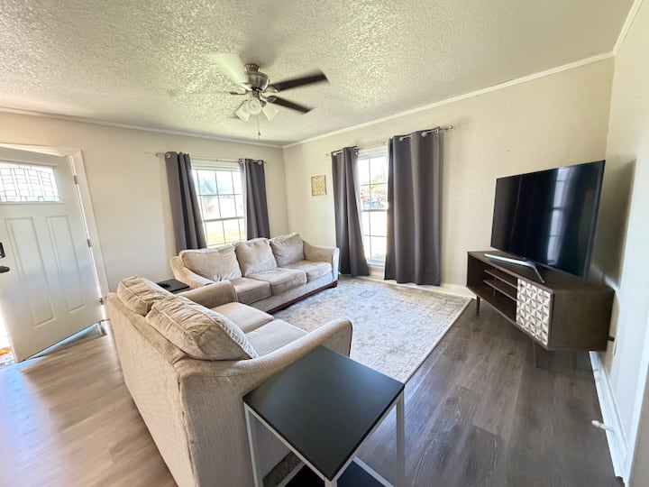 Huddle/acu - Abilene, TX