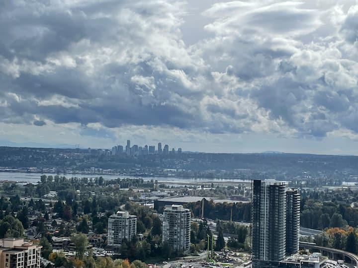 Lougheed Apt 2bed 2bath - New Westminster