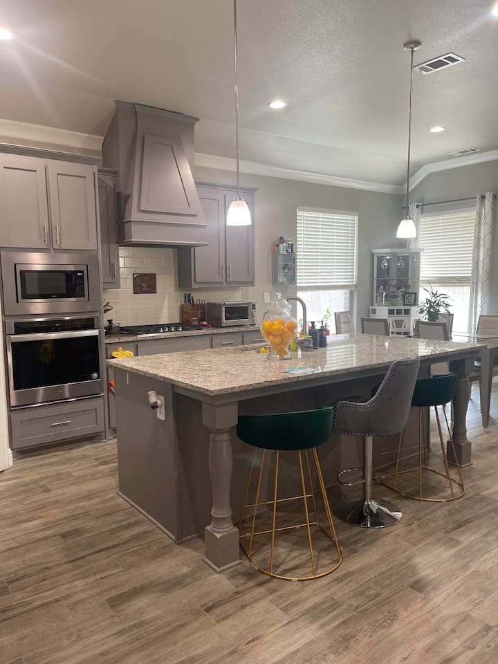 Moonstone Manor - Odessa, TX