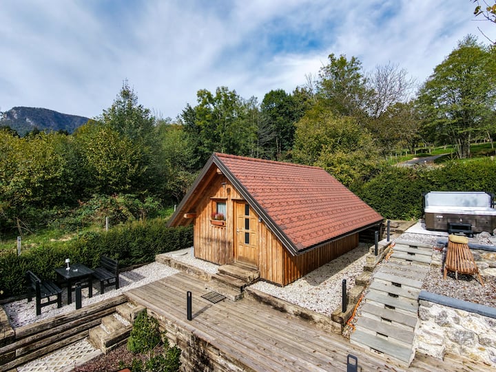 Cozy Cabin For Two With Jacuzzi, Kolpa Valley - Slovenia