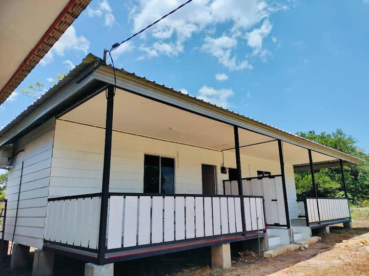 Roomstay Yang Selesa - Kuala Sungai Baru