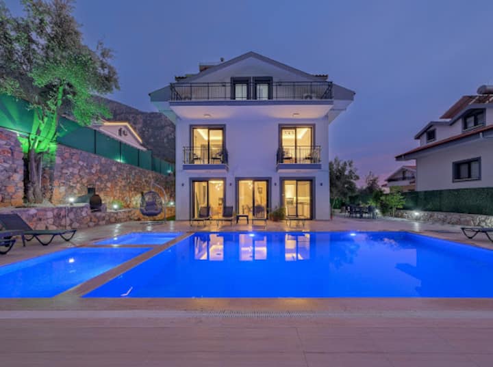 Fethiye öLüdenizde 4+1 Lüx Villa - Türkiye