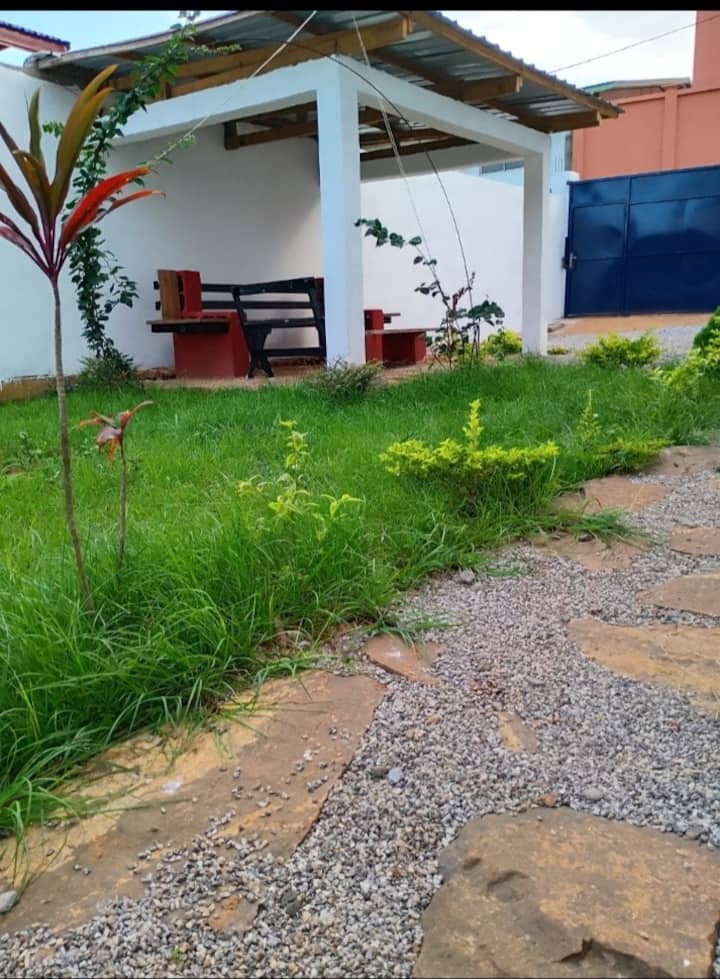 Maison De Ville Wi-fi,  Ngousso Gyneco - Yaundé