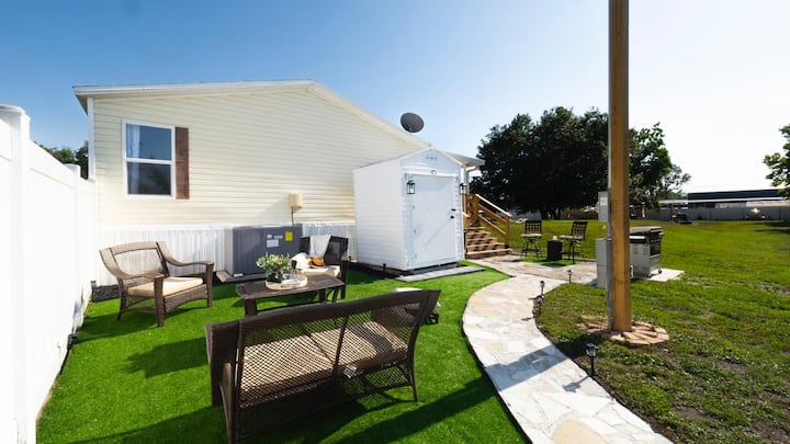 Fox Ridge House + Wifi + Bbq + Mini Golf - Wesley Chapel, FL